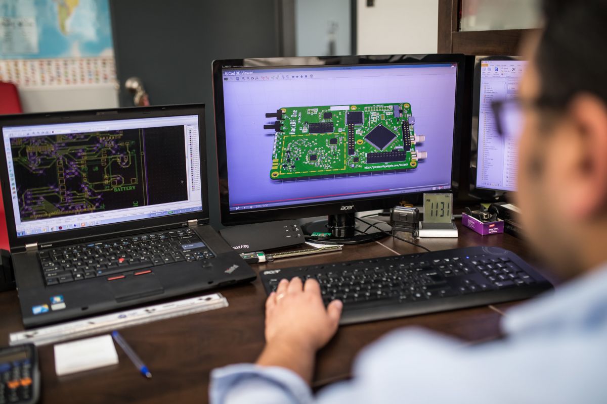 Complete Design of Circuits | Service Ultratronic Inc.